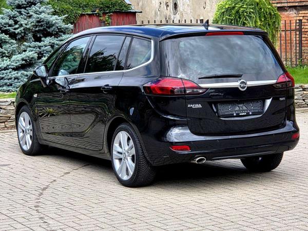 Melns Opel Zafira Tourer 2015 Kėdainiai, ar dzinēja tilpumu 1.96 L un nobraukumu 199 tūkst. km par 6650 €, foto 6 vietnē AUTOMOTO.COM.LV