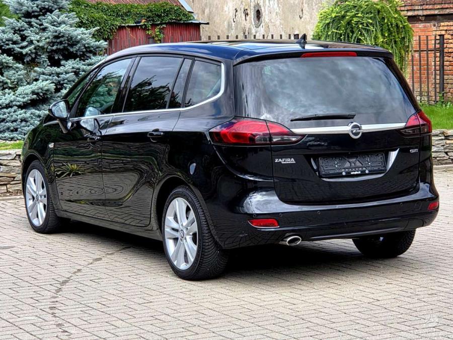 Черный Опель Zafira Tourer 2015 в Кедайняй, объемом двигателя 1.96 л и пробегом 199 тыс. км за 6650 €, фото 8 на AUTOMOTO.COM.LV