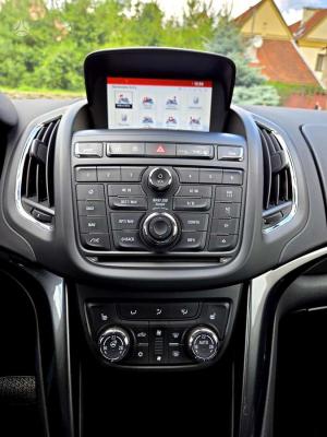 Черный Опель Zafira Tourer 2015 в Кедайняй, объемом двигателя 1.96 л и пробегом 199 тыс. км за 6650 €, фото 38 на AUTOMOTO.COM.LV