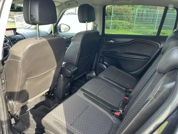 Melns Opel Zafira Tourer 2015 Šauļi, ar dzinēja tilpumu 1.60 L un nobraukumu 259 tūkst. km par 4850 €, foto 10 vietnē AUTOMOTO.COM.LV
