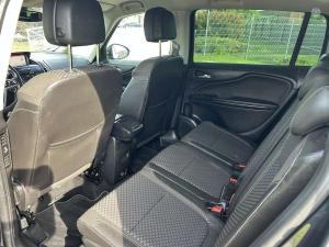 Melns Opel Zafira Tourer 2015 Šauļi, ar dzinēja tilpumu 1.60 L un nobraukumu 259 tūkst. km par 4850 €, foto 10 vietnē AUTOMOTO.COM.LV