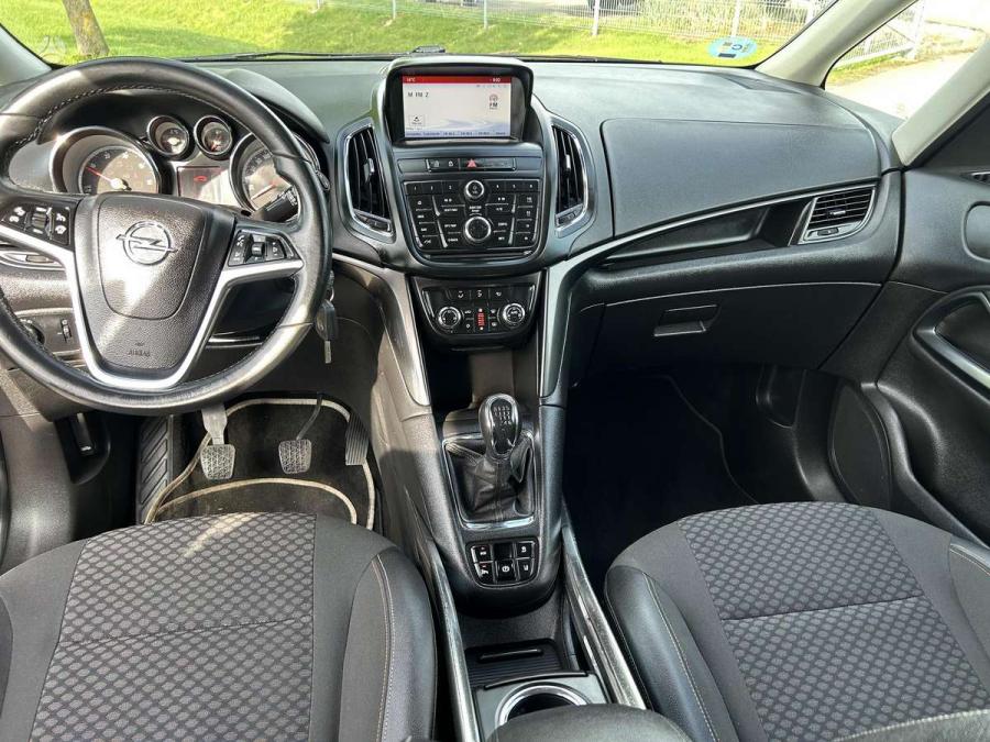 Melns Opel Zafira Tourer 2015 Šauļi, ar dzinēja tilpumu 1.60 L un nobraukumu 259 tūkst. km par 4850 €, foto 11 vietnē AUTOMOTO.COM.LV