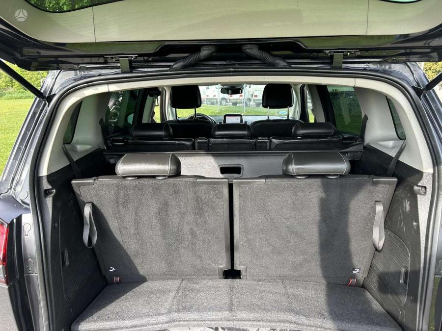 Melns Opel Zafira Tourer 2015 Šauļi, ar dzinēja tilpumu 1.60 L un nobraukumu 259 tūkst. km par 4850 €, foto 12 vietnē AUTOMOTO.COM.LV