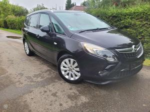 Black Opel Zafira Tourer 2015 in Vilkaviskis, with an engine capacity of 1.96 L and mileage of 178 thousand km for 5400 €, photo  on AUTOMOTO.COM.LV