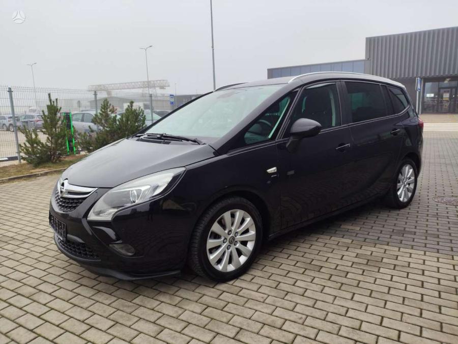 Melns Opel Zafira Tourer 2016 Šauļi, ar dzinēja tilpumu 1.96 L un nobraukumu 180 tūkst. km par 6400 €, foto 2 vietnē AUTOMOTO.COM.LV