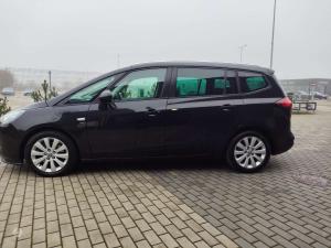 Melns Opel Zafira Tourer 2016 Šauļi, ar dzinēja tilpumu 1.96 L un nobraukumu 180 tūkst. km par 6400 €, foto 3 vietnē AUTOMOTO.COM.LV