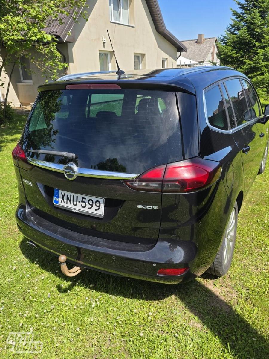 Black Opel Zafira Tourer 2016 in Mazeikiai, with an engine capacity of 2.00 L and mileage of 359 thousand km for 4700 €, photo 3 on AUTOMOTO.COM.LV