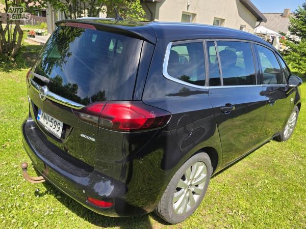Черный Опель Zafira Tourer 2016 в Мажейкяй, объемом двигателя 2.00 л и пробегом 359 тыс. км за 4700 €, фото 3 на AUTOMOTO.COM.LV