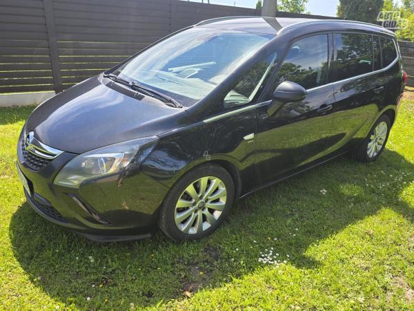 Черный Опель Zafira Tourer 2016 в Мажейкяй, объемом двигателя 2.00 л и пробегом 359 тыс. км за 4700 €, фото 6 на AUTOMOTO.COM.LV