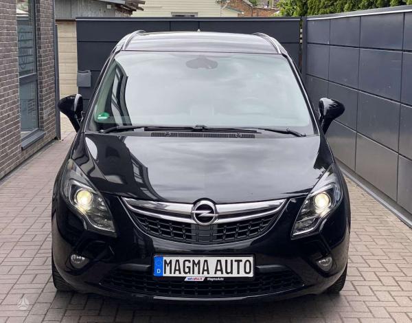 Melns Opel Zafira Tourer 2016 Marijampole, ar dzinēja tilpumu 1.96 L un nobraukumu 272 tūkst. km par 7250 €, foto 3 vietnē AUTOMOTO.COM.LV