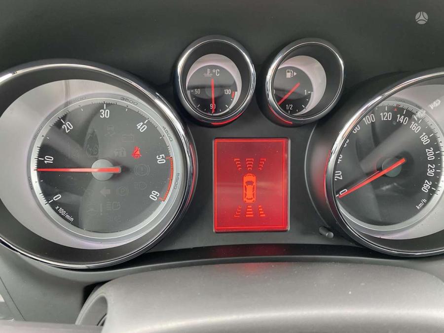 Black Opel Zafira Tourer 2016 in Marijampole, with an engine capacity of 1.96 L and mileage of 272 thousand km for 7250 €, photo 27 on AUTOMOTO.COM.LV