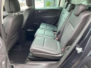 Black Opel Zafira Tourer 2016 in Marijampole, with an engine capacity of 1.96 L and mileage of 272 thousand km for 7250 €, photo 39 on AUTOMOTO.COM.LV