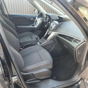 Black Opel Zafira Tourer 2016 in Klaipeda, with an engine capacity of 1.60 L and mileage of 195 thousand km for 6190 €, photo 11 on AUTOMOTO.COM.LV