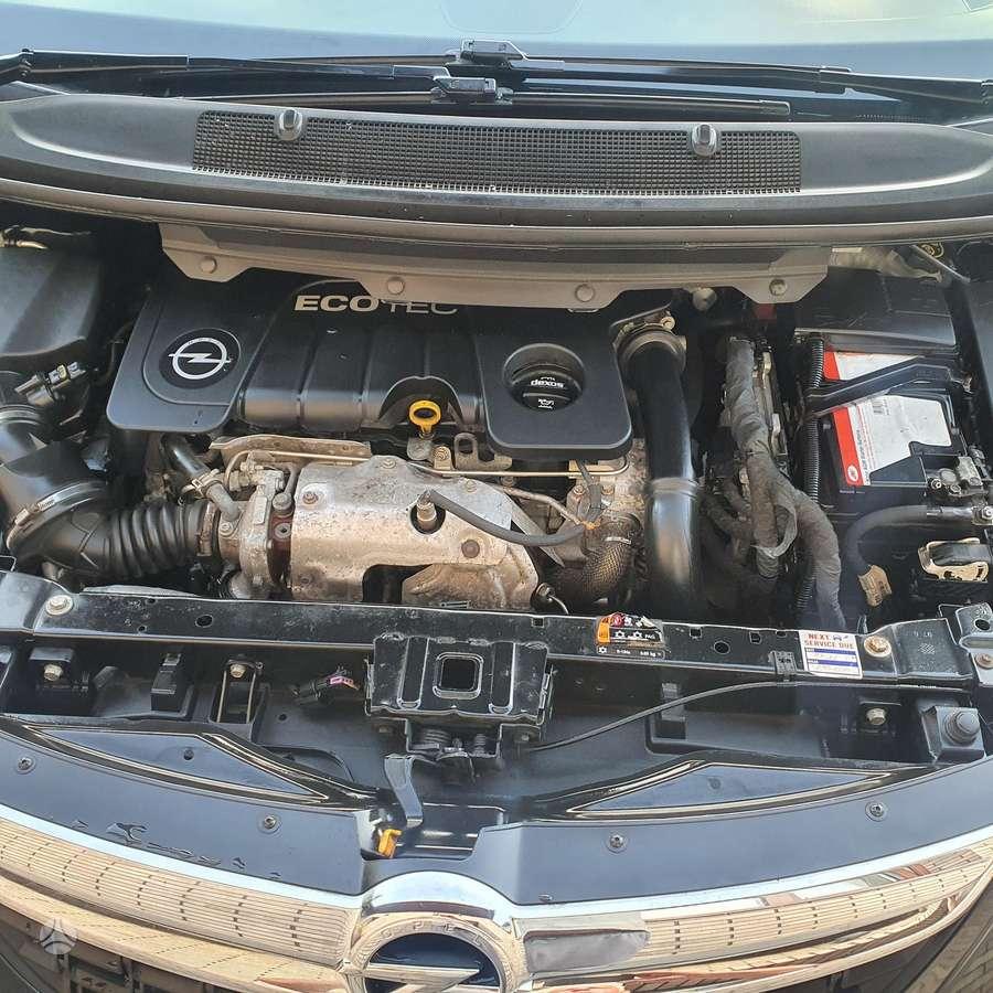 Black Opel Zafira Tourer 2016 in Klaipeda, with an engine capacity of 1.60 L and mileage of 195 thousand km for 6190 €, photo 23 on AUTOMOTO.COM.LV