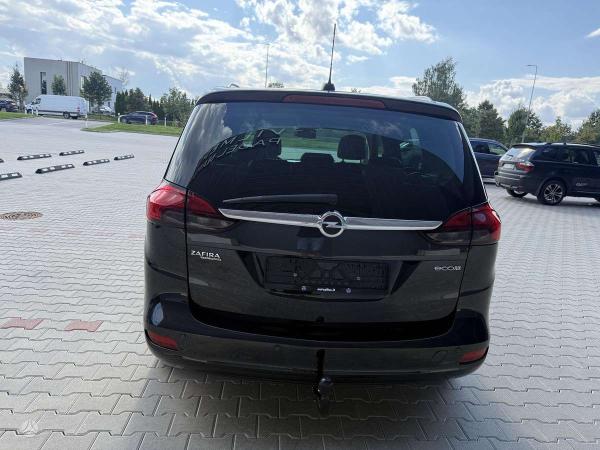 Черный Опель Zafira Tourer 2016 в Шяуляй, объемом двигателя 1.60 л и пробегом 240 тыс. км за 5150 €, фото 6 на AUTOMOTO.COM.LV