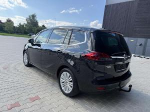 Melns Opel Zafira Tourer 2016 Šauļi, ar dzinēja tilpumu 1.60 L un nobraukumu 240 tūkst. km par 5150 €, foto 8 vietnē AUTOMOTO.COM.LV