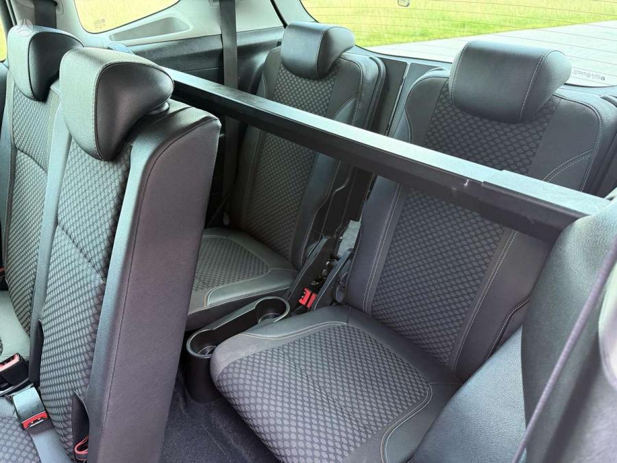 Melns Opel Zafira Tourer 2016 Šauļi, ar dzinēja tilpumu 1.60 L un nobraukumu 240 tūkst. km par 5150 €, foto 20 vietnē AUTOMOTO.COM.LV