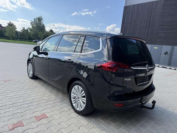 Melns Opel Zafira Tourer 2016 Šauļi, ar dzinēja tilpumu 1.60 L un nobraukumu 240 tūkst. km par 5150 €, foto 8 vietnē AUTOMOTO.COM.LV