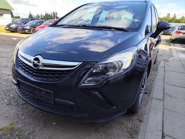 Черный Опель Zafira Tourer 2016 в Утена, объемом двигателя 1.60 л и пробегом 253 тыс. км за 4900 €, фото 1 на AUTOMOTO.COM.LV