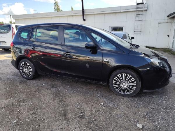 Черный Опель Zafira Tourer 2016 в Утена, объемом двигателя 1.60 л и пробегом 253 тыс. км за 4900 €, фото 6 на AUTOMOTO.COM.LV