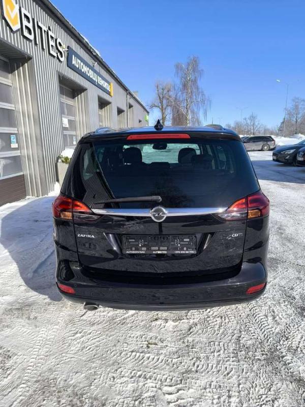 Melns Opel Zafira Tourer 2017 Joniškis, ar dzinēja tilpumu 2.00 L un nobraukumu 225 tūkst. km par 7050 €, foto 4 vietnē AUTOMOTO.COM.LV
