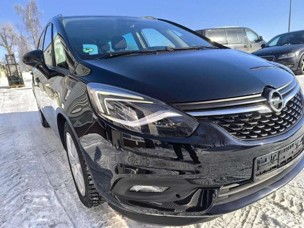 Melns Opel Zafira Tourer 2017 Joniškis, ar dzinēja tilpumu 2.00 L un nobraukumu 225 tūkst. km par 7050 €, foto 10 vietnē AUTOMOTO.COM.LV