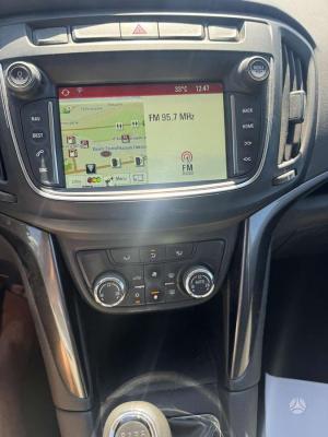 Черный Опель Zafira Tourer 2017 в Каунас, объемом двигателя 1.60 л и пробегом 250 тыс. км за 5250 €, фото 10 на AUTOMOTO.COM.LV