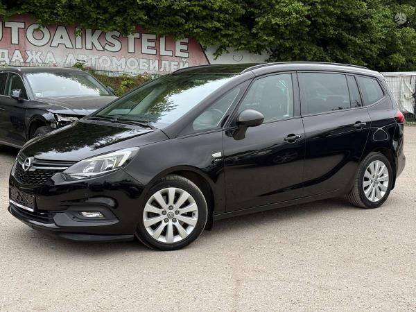 Черный Опель Zafira Tourer 2017 в Шяуляй, объемом двигателя 1.96 л и пробегом 268 тыс. км за 7000 €, фото 4 на AUTOMOTO.COM.LV