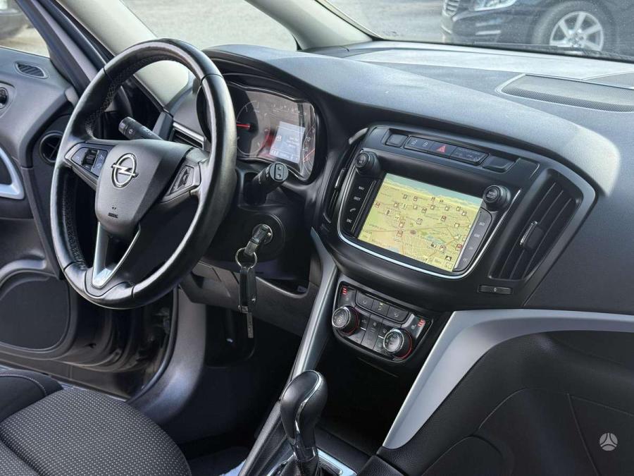 Черный Опель Zafira Tourer 2017 в Шяуляй, объемом двигателя 1.96 л и пробегом 268 тыс. км за 7000 €, фото 16 на AUTOMOTO.COM.LV