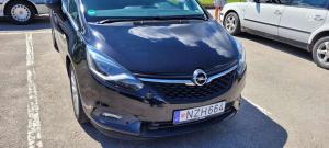 Melns Opel Zafira Tourer 2017 Šauļi, ar dzinēja tilpumu 1.96 L un nobraukumu 223 tūkst. km par 6999 €, foto  vietnē AUTOMOTO.COM.LV