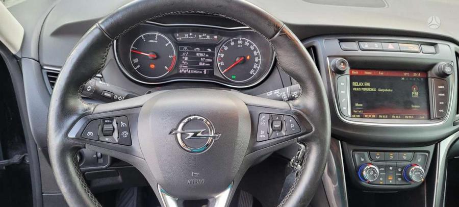 Melns Opel Zafira Tourer 2017 Šauļi, ar dzinēja tilpumu 1.96 L un nobraukumu 223 tūkst. km par 6999 €, foto 14 vietnē AUTOMOTO.COM.LV