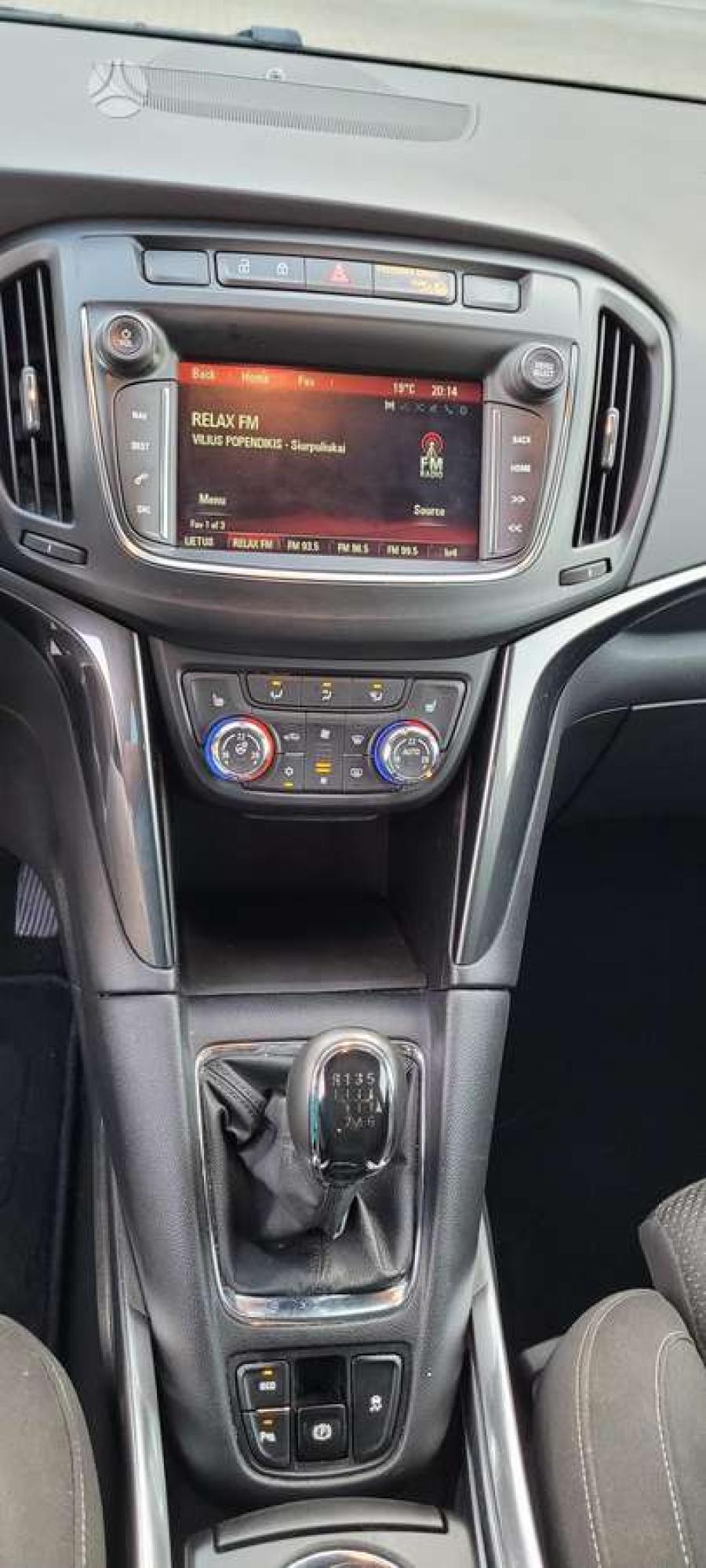 Melns Opel Zafira Tourer 2017 Šauļi, ar dzinēja tilpumu 1.96 L un nobraukumu 223 tūkst. km par 6999 €, foto 15 vietnē AUTOMOTO.COM.LV