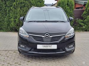 Черный Опель Zafira Tourer 2017 в Кретинга, объемом двигателя 1.96 л и пробегом 304 тыс. км за 7999 €, фото 4 на AUTOMOTO.COM.LV
