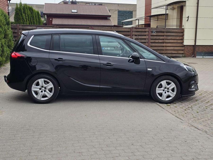Черный Опель Zafira Tourer 2017 в Кретинга, объемом двигателя 1.96 л и пробегом 304 тыс. км за 7999 €, фото 9 на AUTOMOTO.COM.LV