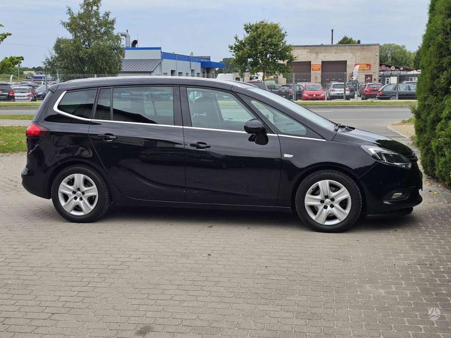 Черный Опель Zafira Tourer 2017 в Кретинга, объемом двигателя 1.96 л и пробегом 304 тыс. км за 7999 €, фото 14 на AUTOMOTO.COM.LV