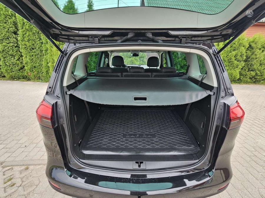 Черный Опель Zafira Tourer 2017 в Кретинга, объемом двигателя 1.96 л и пробегом 304 тыс. км за 7999 €, фото 15 на AUTOMOTO.COM.LV