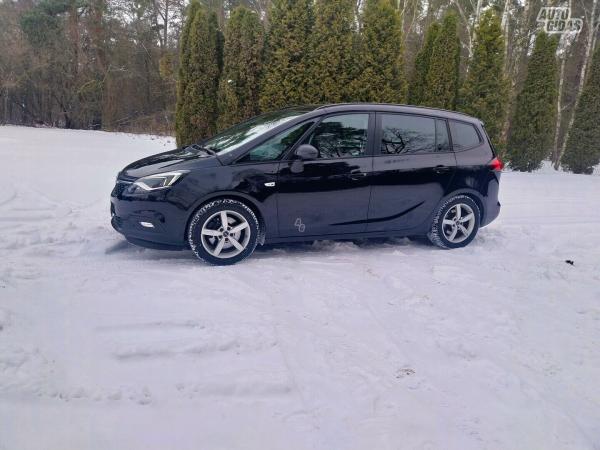 Black Opel Zafira Tourer 2018 in Vilnius, with an engine capacity of 2.00 L and mileage of 226 thousand km for 7950 €, photo 10 on AUTOMOTO.COM.LV