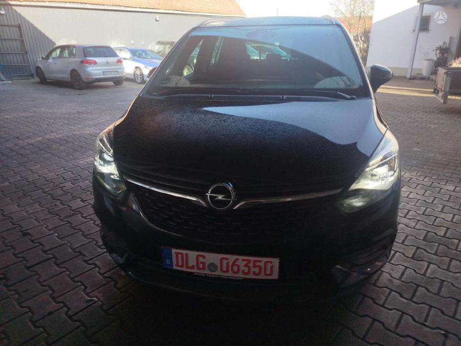 Melns Opel Zafira Tourer 2018 Utena, ar dzinēja tilpumu 1.60 L un nobraukumu 91 tūkst. km par 10750 €, foto 11 vietnē AUTOMOTO.COM.LV