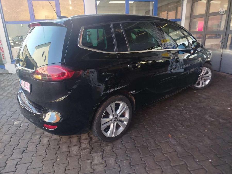 Melns Opel Zafira Tourer 2018 Utena, ar dzinēja tilpumu 1.60 L un nobraukumu 91 tūkst. km par 10750 €, foto 13 vietnē AUTOMOTO.COM.LV