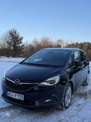 Black Opel Zafira Tourer 2018 in Utena, with an engine capacity of 1.60 L and mileage of 91 thousand km for 10750 €, photo  on AUTOMOTO.COM.LV