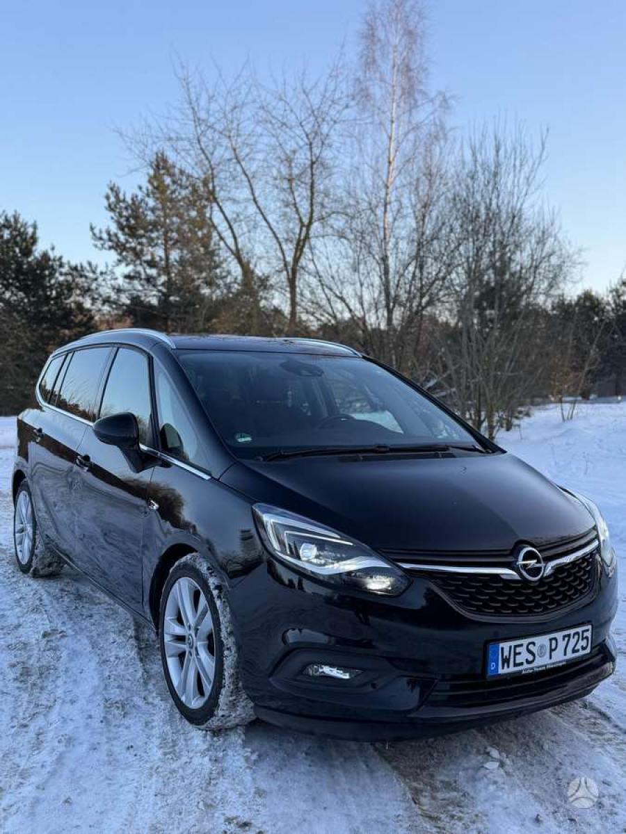 Черный Опель Zafira Tourer 2018 в Утена, объемом двигателя 1.60 л и пробегом 91 тыс. км за 10750 €, фото 3 на AUTOMOTO.COM.LV