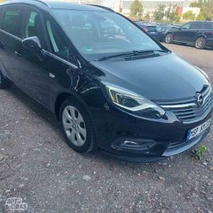 Черный Опель Zafira Tourer 2018 в Каунас, объемом двигателя 2.00 л и пробегом 204 тыс. км за 8750 €, фото  на AUTOMOTO.COM.LV