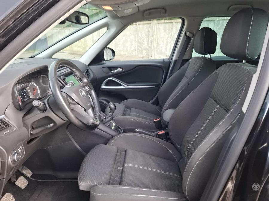 Черный Опель Zafira Tourer 2018 в Вильнюс, объемом двигателя 1.96 л и пробегом 136 тыс. км за 8400 €, фото 22 на AUTOMOTO.COM.LV