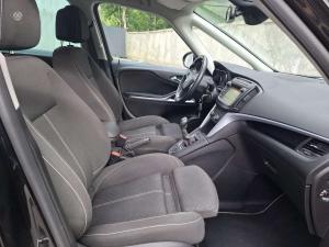 Черный Опель Zafira Tourer 2018 в Вильнюс, объемом двигателя 1.96 л и пробегом 136 тыс. км за 8400 €, фото 24 на AUTOMOTO.COM.LV