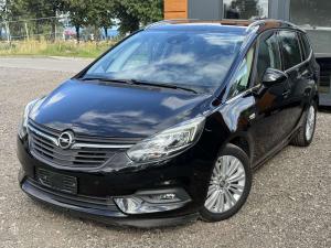 Black Opel Zafira Tourer 2018 in Kaunas, with an engine capacity of 2.00 L and mileage of 350 thousand km for 6850 €, photo  on AUTOMOTO.COM.LV