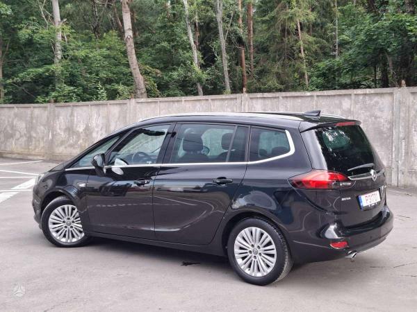 Melns Opel Zafira Tourer 2018 Viļņa, ar dzinēja tilpumu 1.96 L un nobraukumu 136 tūkst. km par 8300 €, foto 6 vietnē AUTOMOTO.COM.LV