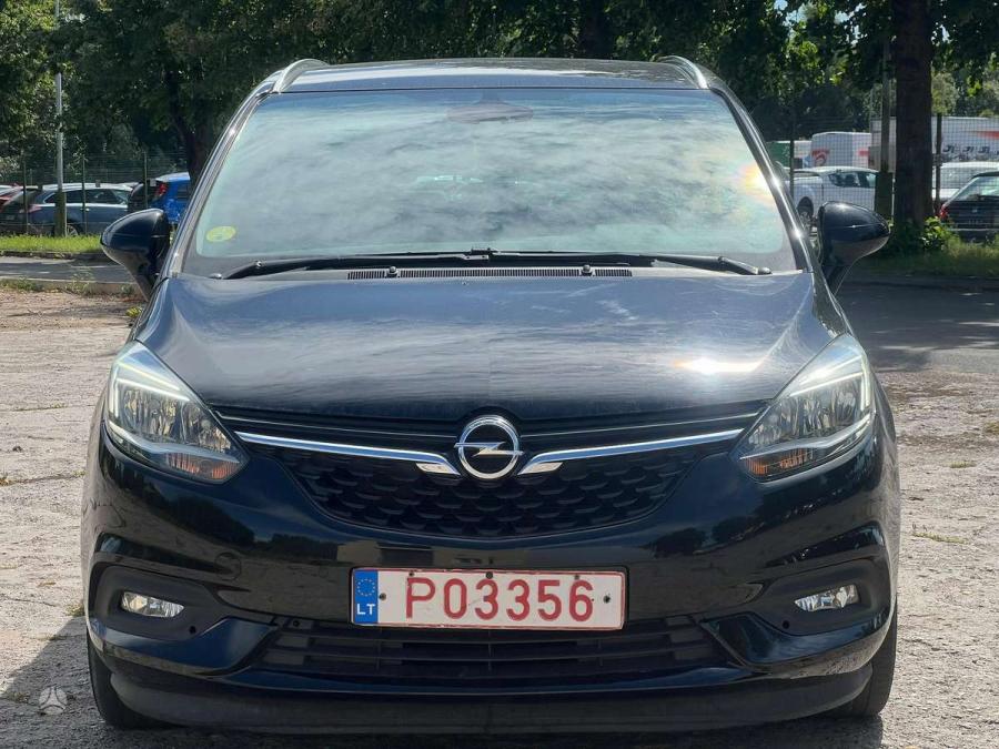 Черный Опель Zafira Tourer 2018 в Таураге, объемом двигателя 1.60 л и пробегом 159 тыс. км за 5900 €, фото 4 на AUTOMOTO.COM.LV