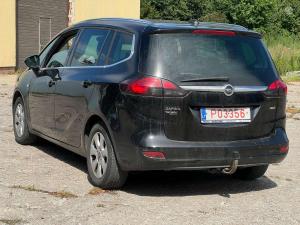 Черный Опель Zafira Tourer 2018 в Таураге, объемом двигателя 1.60 л и пробегом 159 тыс. км за 5900 €, фото 12 на AUTOMOTO.COM.LV