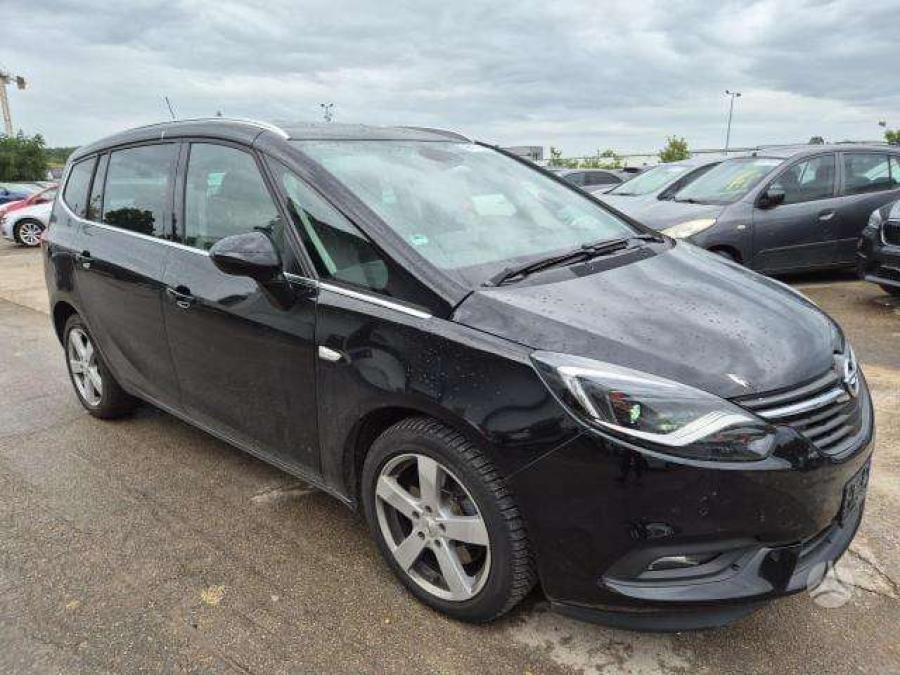 Melns Opel Zafira Tourer 2019 Viļņa, ar dzinēja tilpumu 1.96 L un nobraukumu 200 tūkst. km par 7500 €, foto 1 vietnē AUTOMOTO.COM.LV