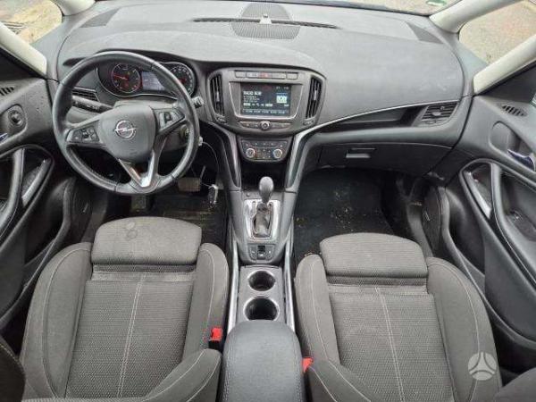 Черный Опель Zafira Tourer 2019 в Вильнюс, объемом двигателя 1.96 л и пробегом 200 тыс. км за 7500 €, фото 3 на AUTOMOTO.COM.LV